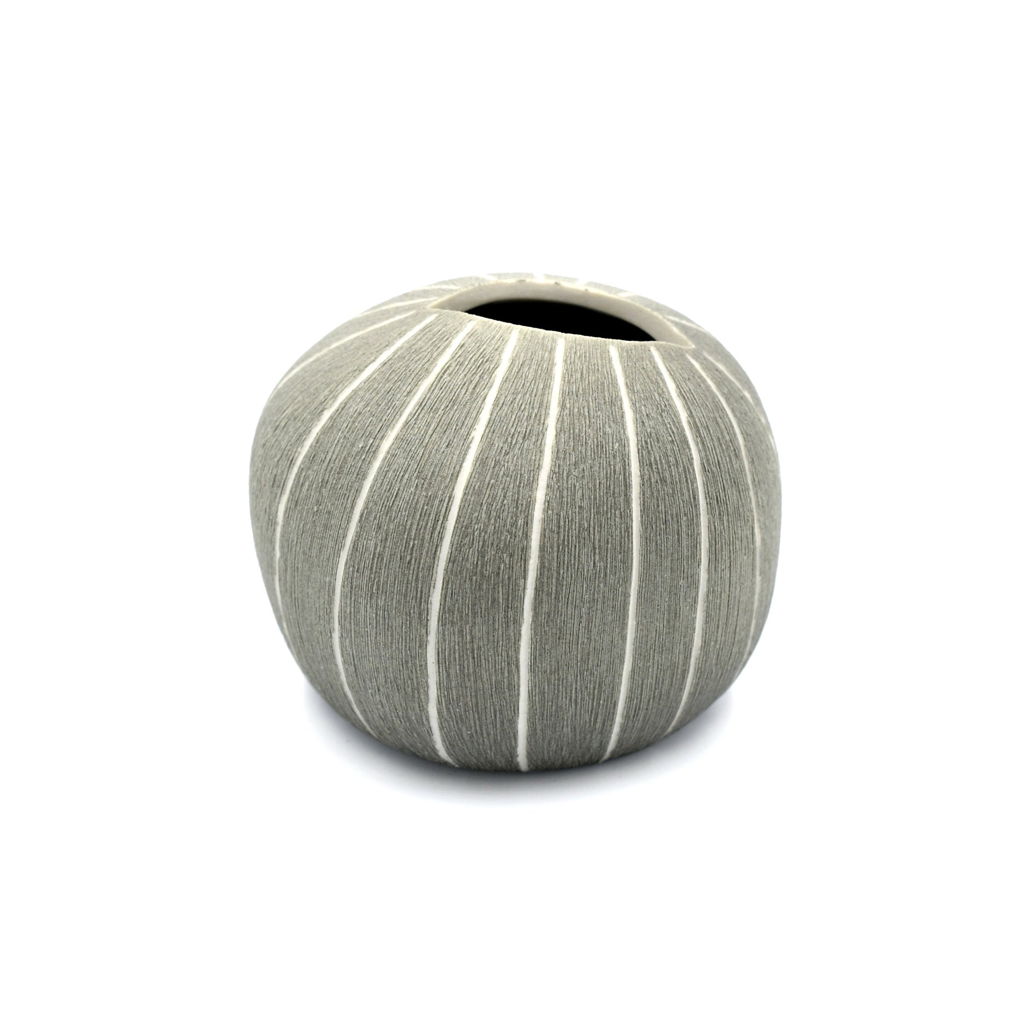 Pebble Round Large – Raku Gallery